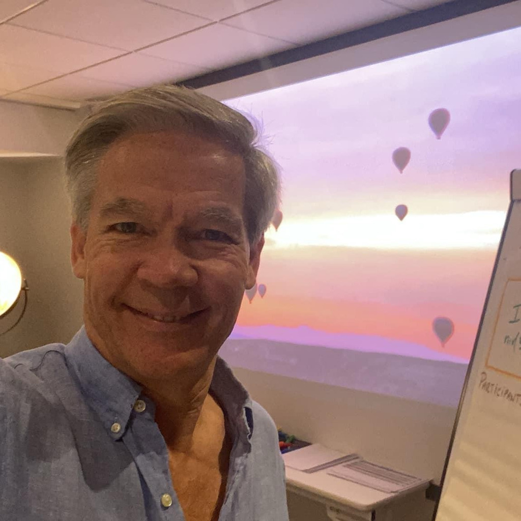 Ivan Smith - Building Constructor - Team Building Co., Ltd. | XING