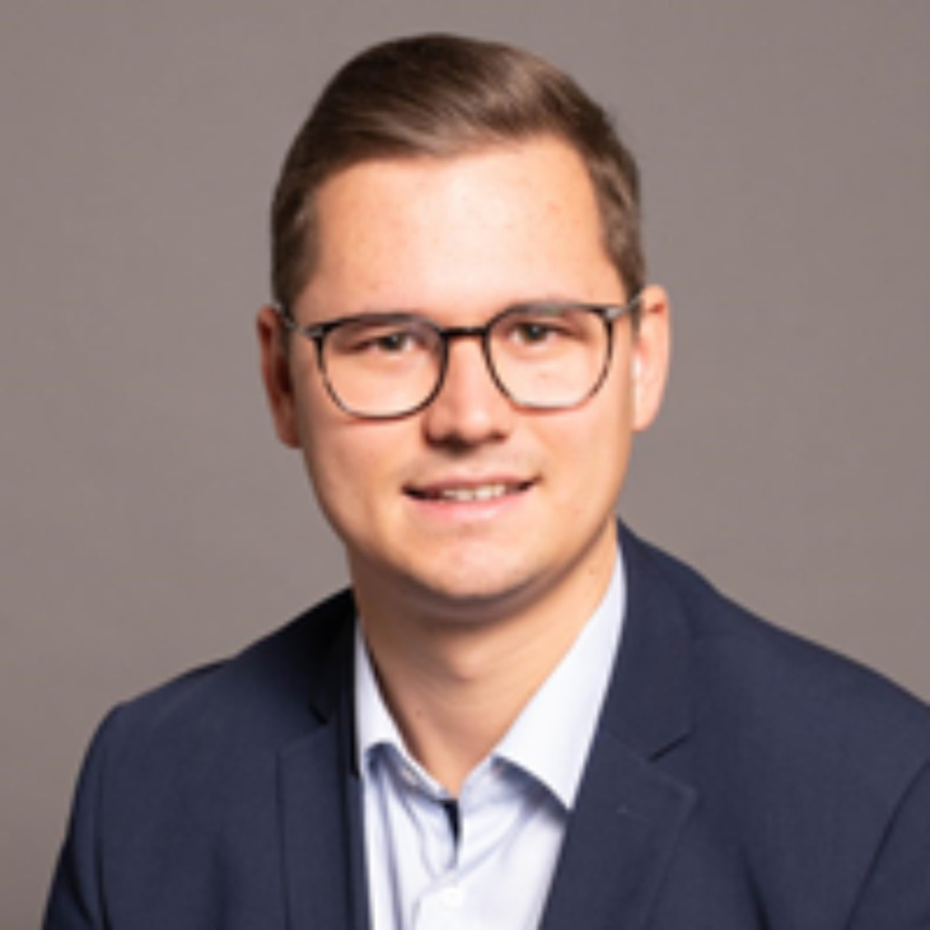 Kevin Baringhorst - Referent der Geschäftsführung - Stadtwerke Bochum ...