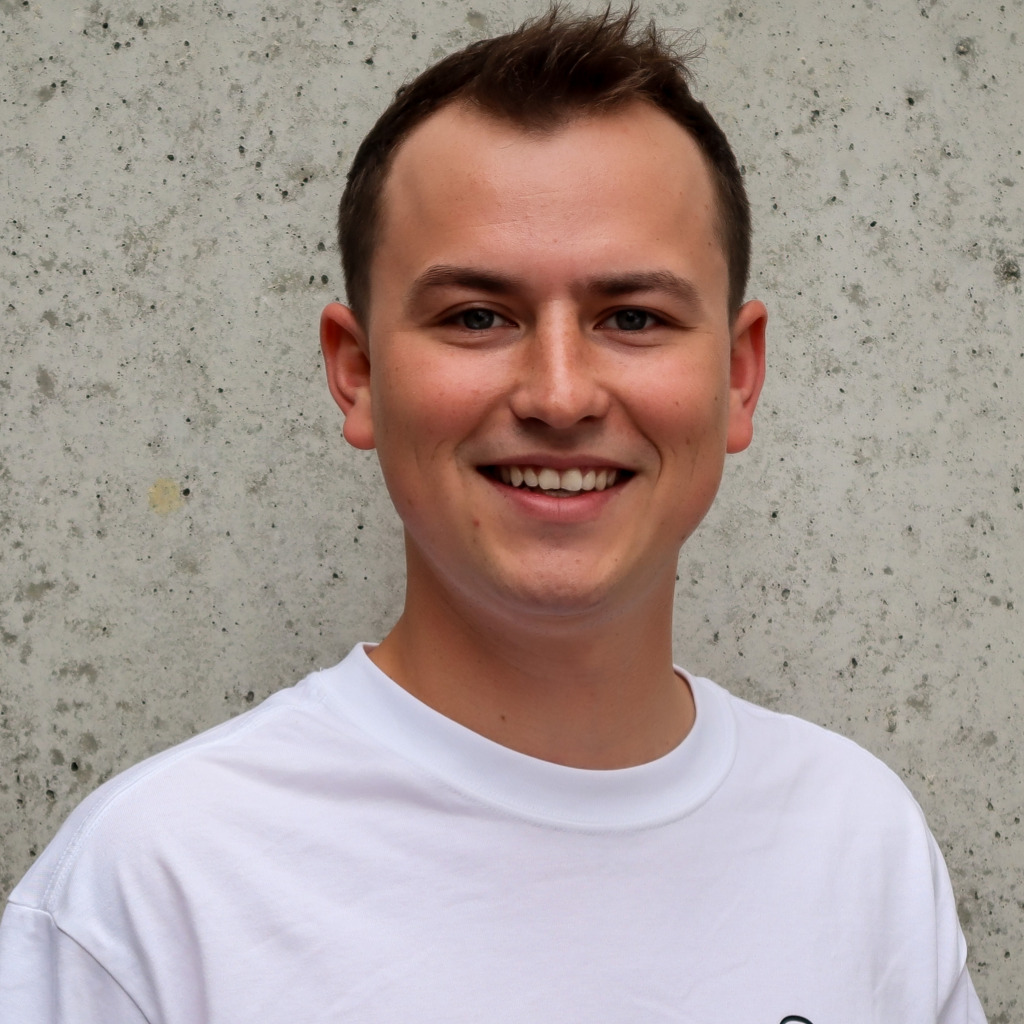 Lukas Maier - Produktmanager - Rosenklang | XING