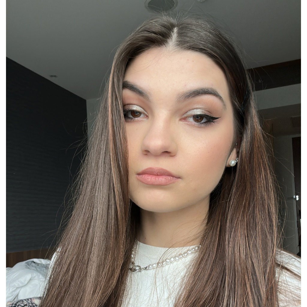 Nicole Pavlova - Junior Talent Aquisition Manager - grey engineering ...