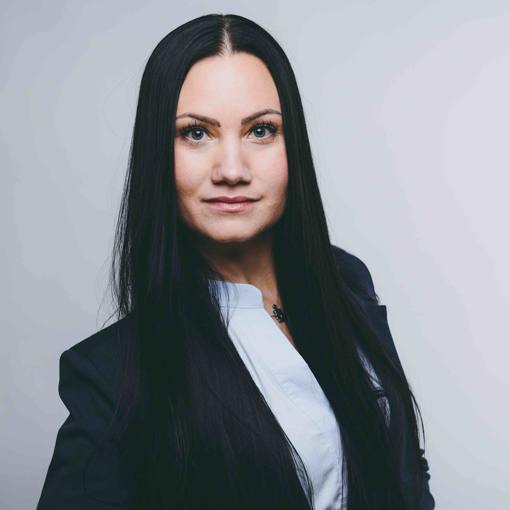 Annika Harpering - Key Account Manager - Airbus Defence and Space ...