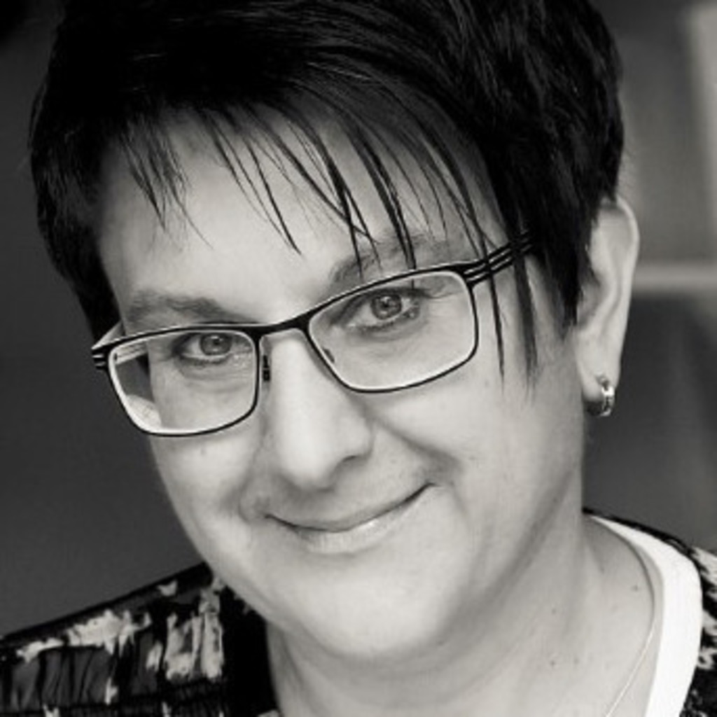 Christine Erb - Solution Representative Customer Care - BAYOOSOFT GmbH ...