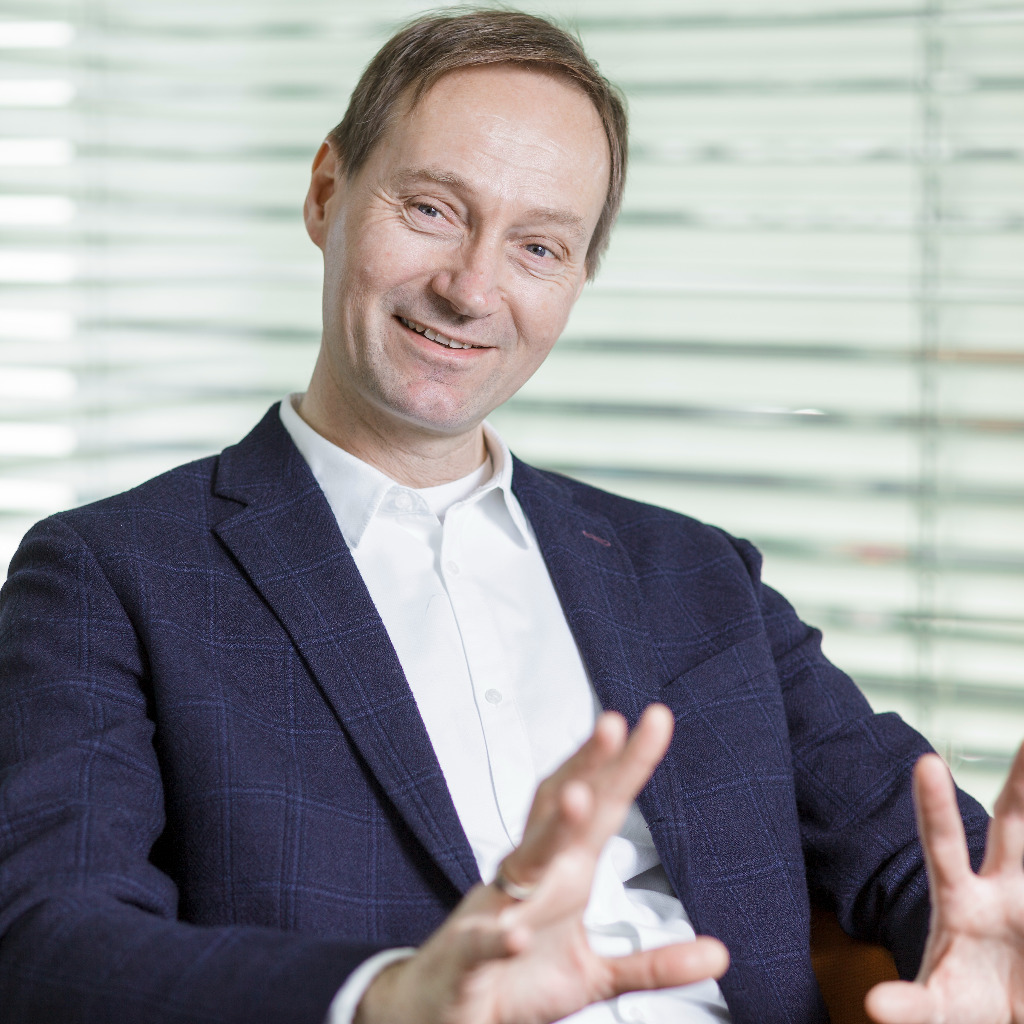 Carsten Nolof - Head of EV Hubs & Strategic Projects - TotalEnergies ...