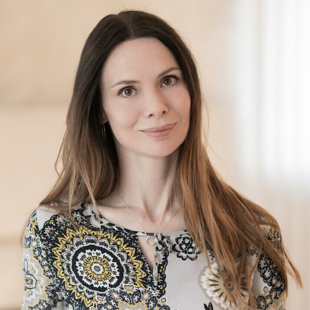 Erika Müller - Finanzdienstleistungskauffrau - intercare Finanz ...