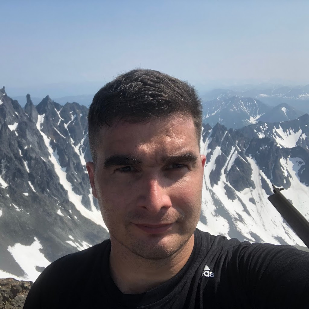 ANDREI TARAKANOV - CEO - LLC AZIMUTH | XING