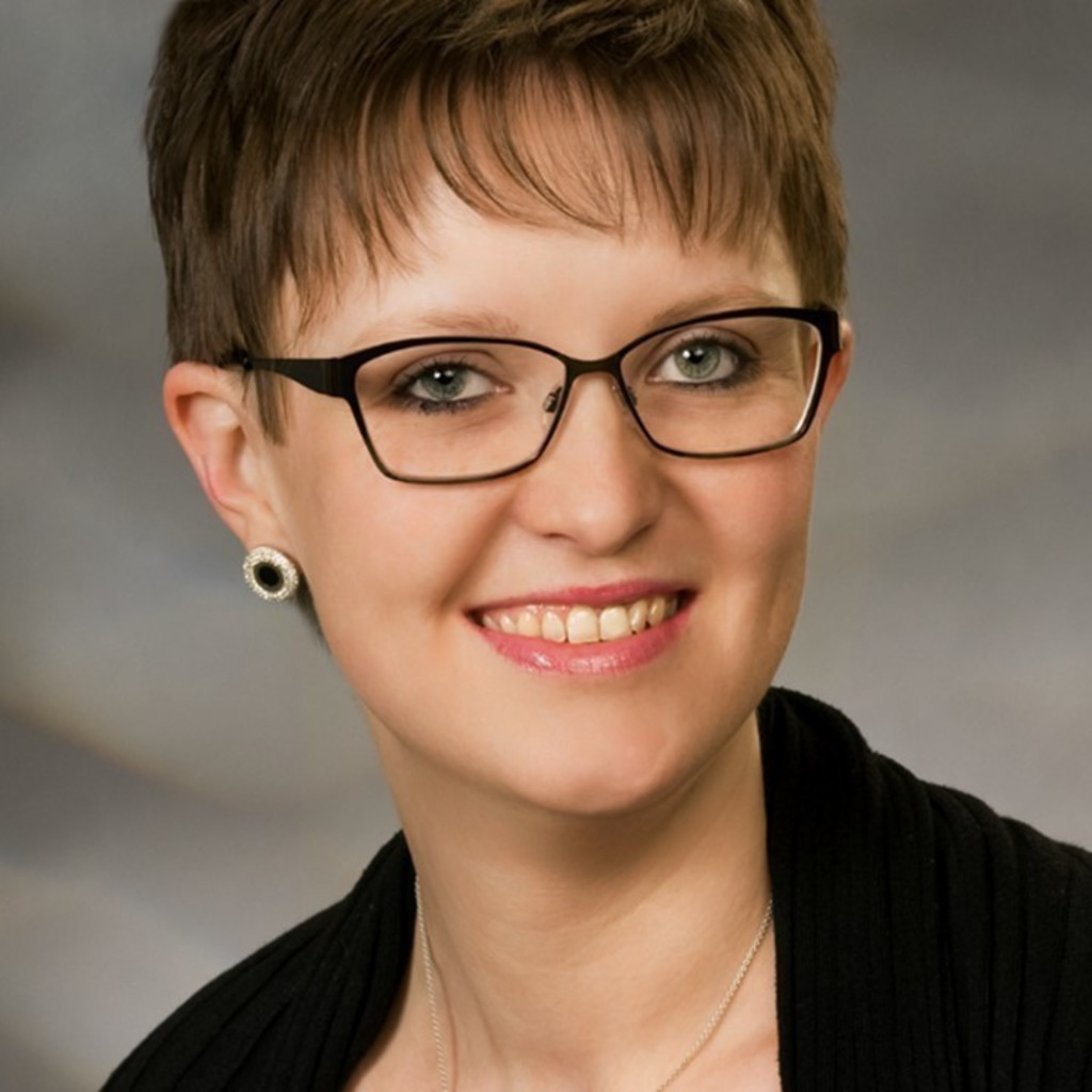 Lisa Reiber's Instagram, Twitter & Facebook on IDCrawl