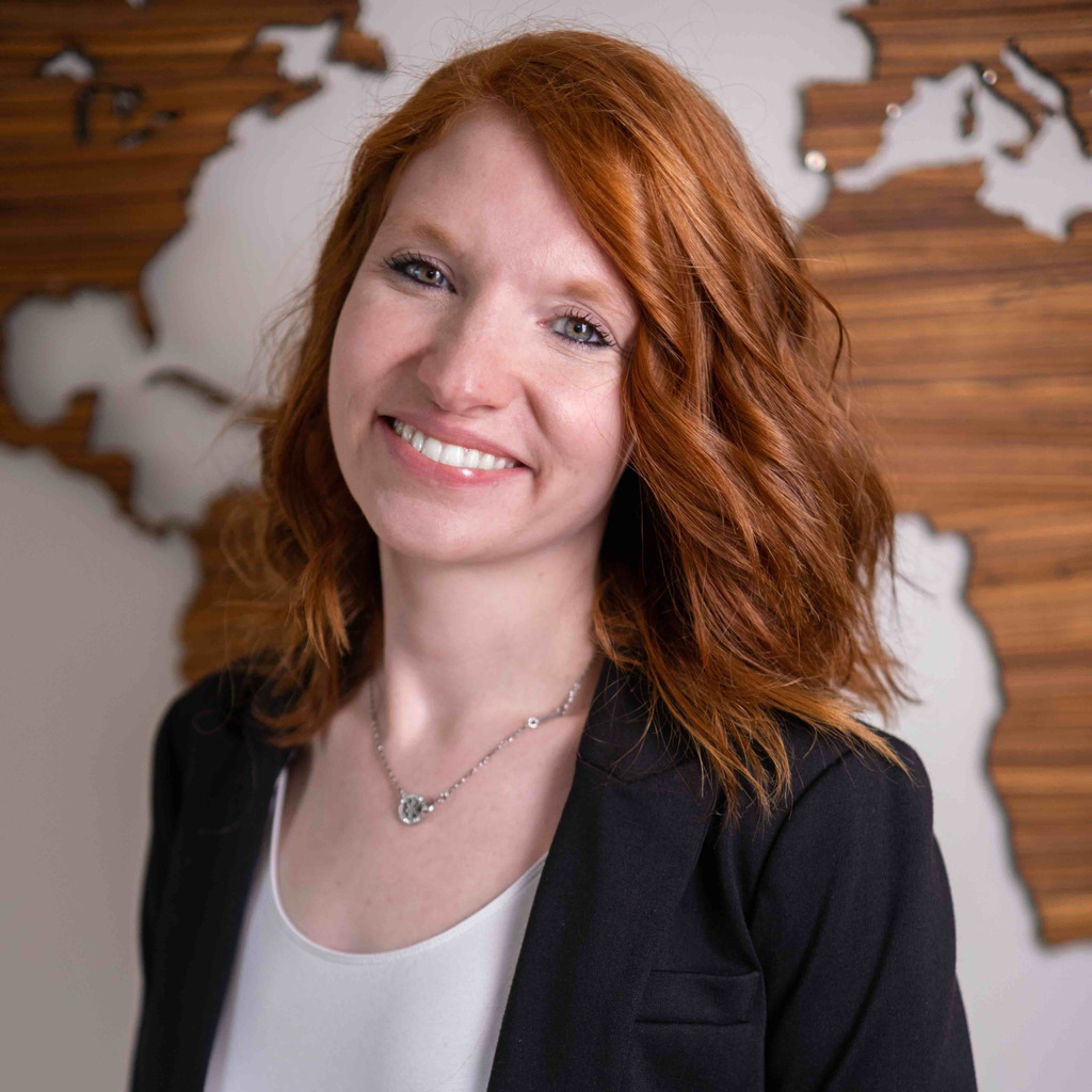 Lisa Ohlmeyer - Sales Consultant Business Solutions DMS/ECM - SIEVERS ...