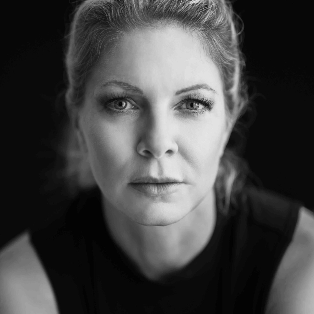 Julia Mattern - Senior Projektmanager der Geschäftsleitung - Molkerei ...