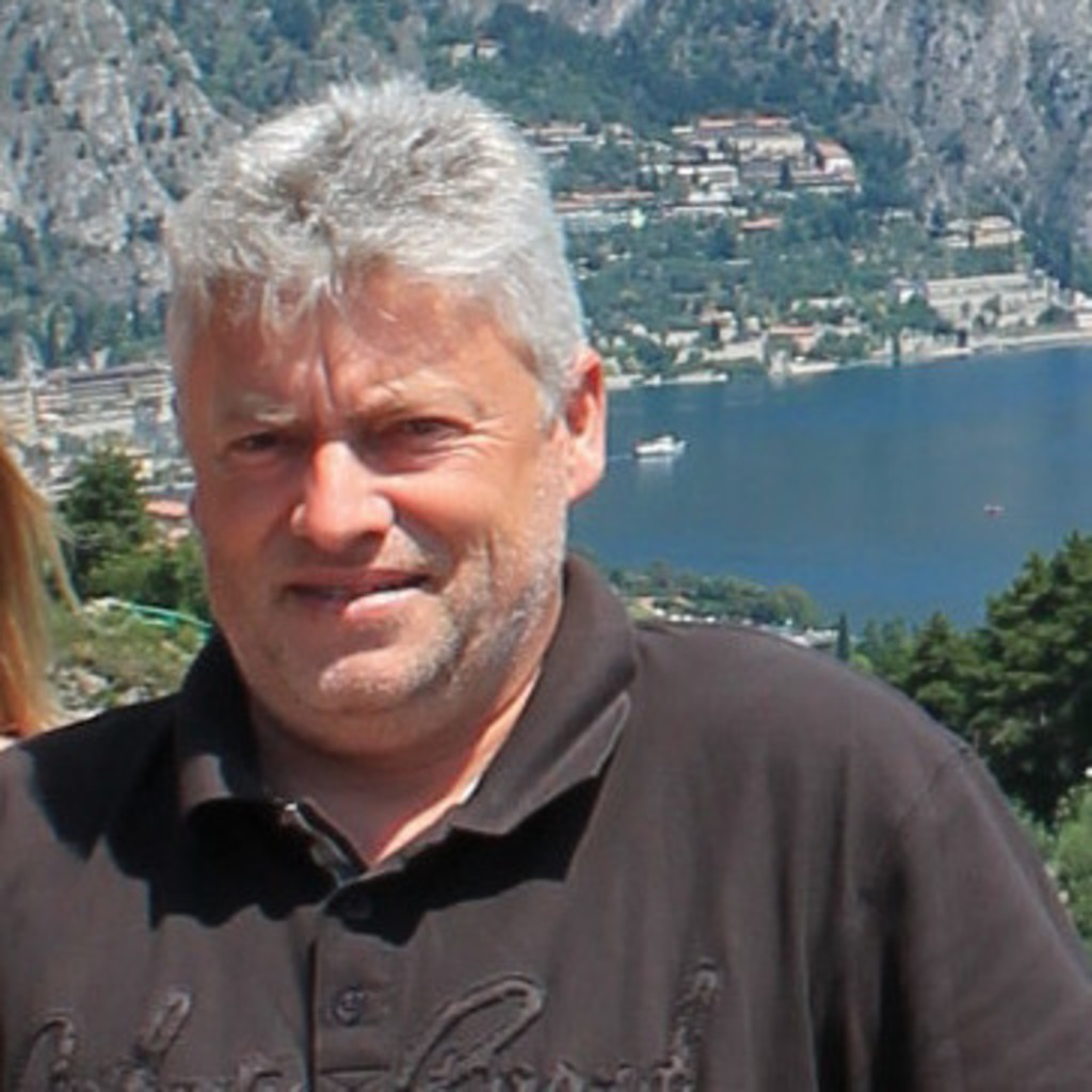 Thomas Wolf - Gesellschafter - T & T Blumengroßhandel GbR | XING