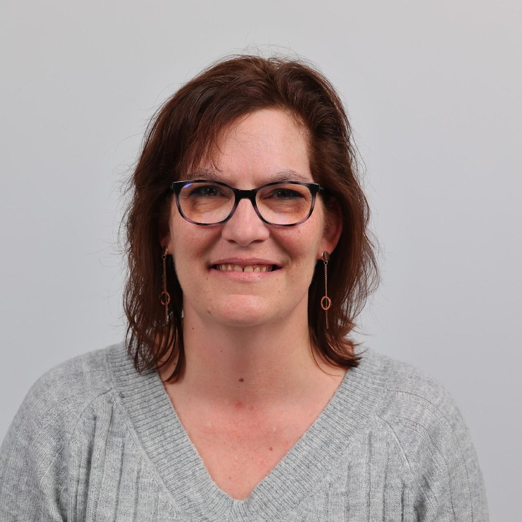 Simone Wegner - Sachbearbeiterin Seefracht Import - Schenker ...