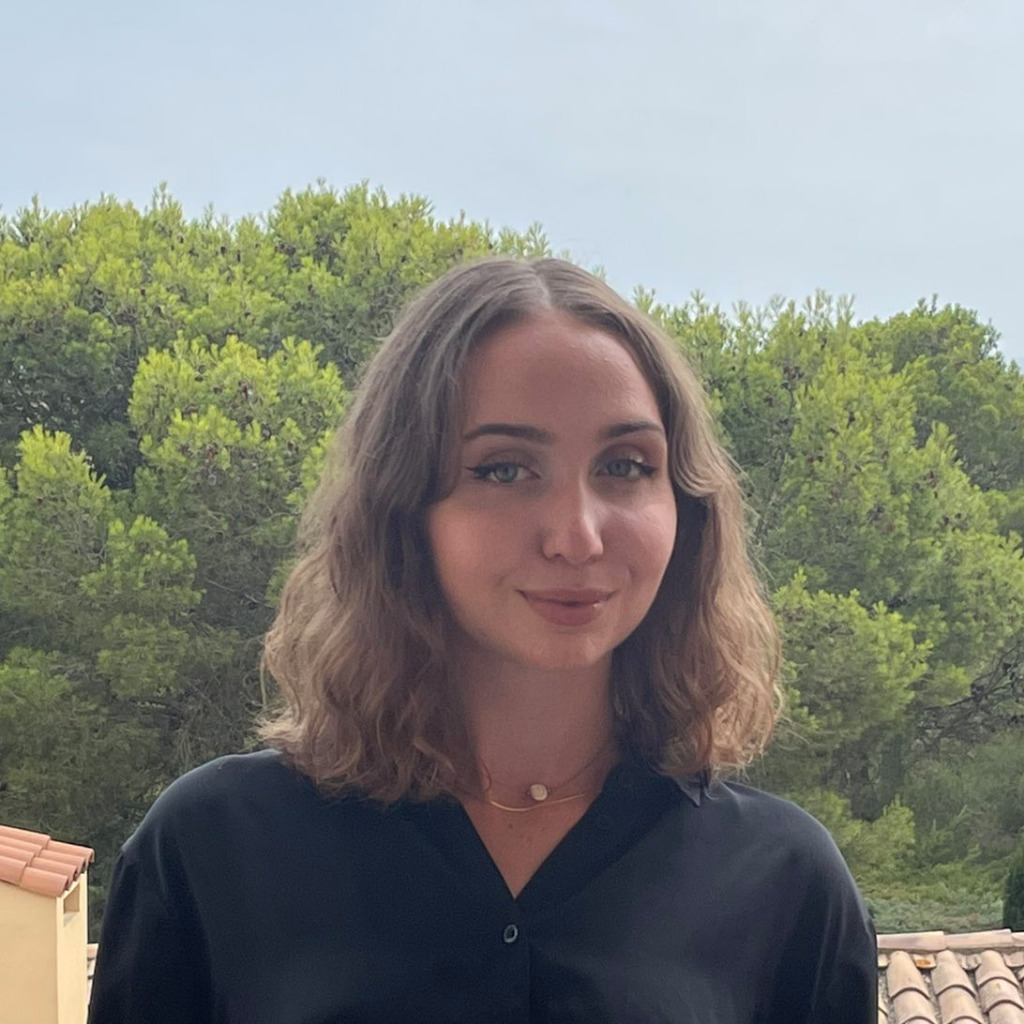 Anna Charpillet - Co-Founder - Race To Work | XING