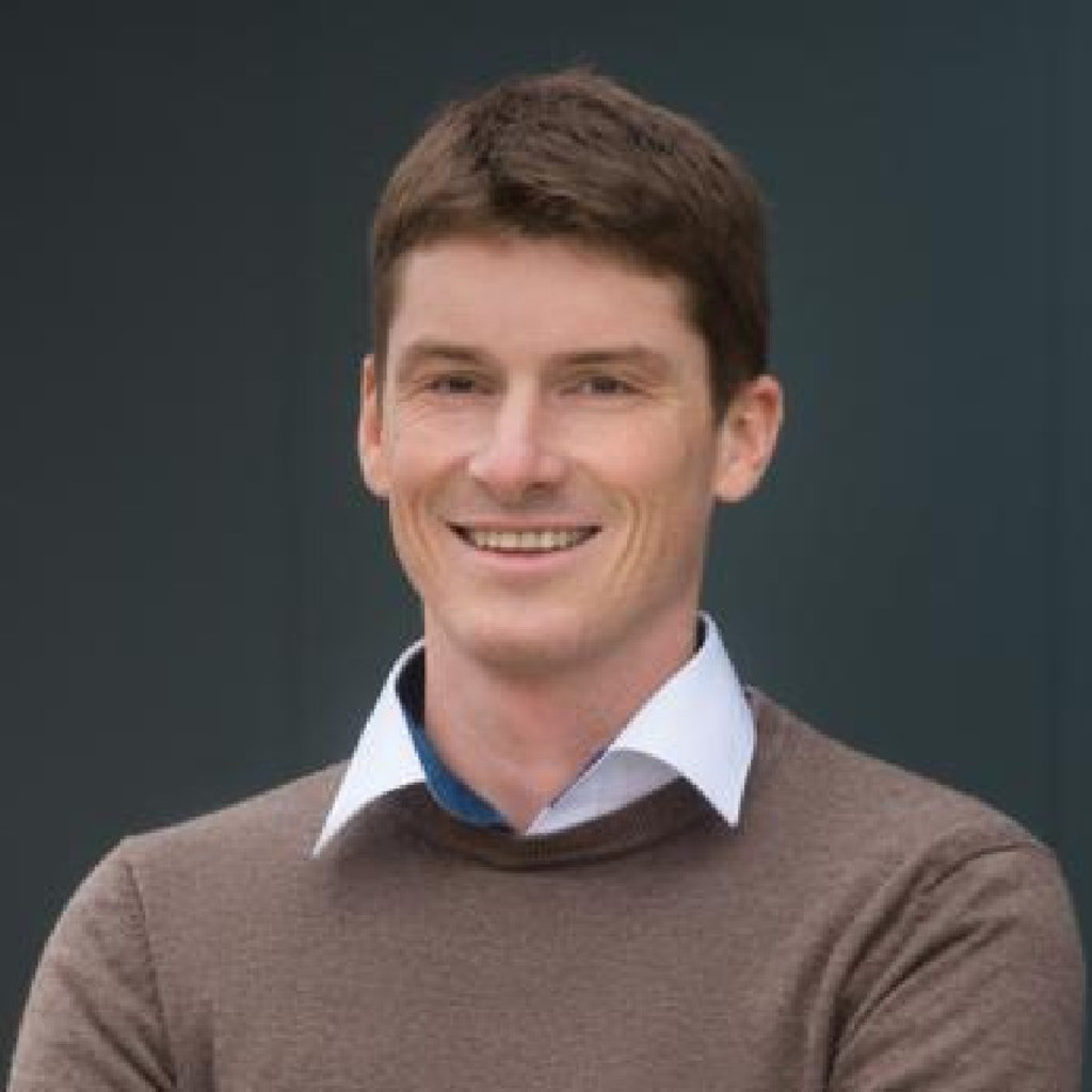 Christian Emrich - Gründer - Handballcampus München | XING