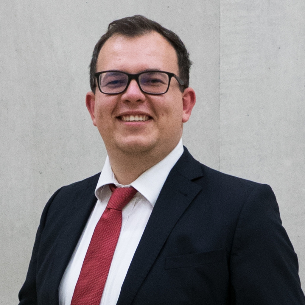 Viktor Frey - Sachbearbeiter Produktmanagement & Vertriebskampagnen ...