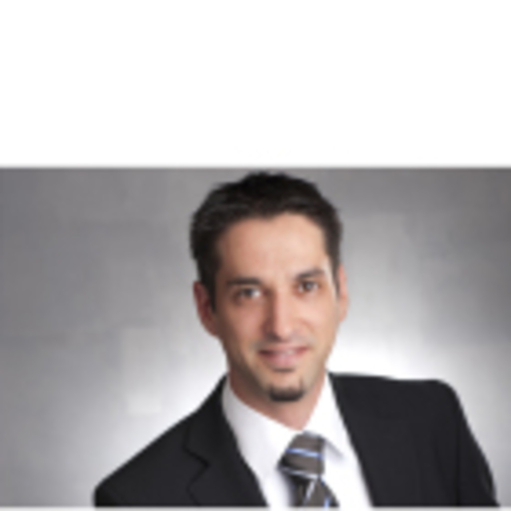 Roman Bucher - Business Controller - UBS AG | XING