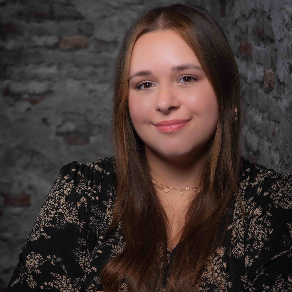 Laura Otto - Fundraising - Graf Recke Stiftung | XING