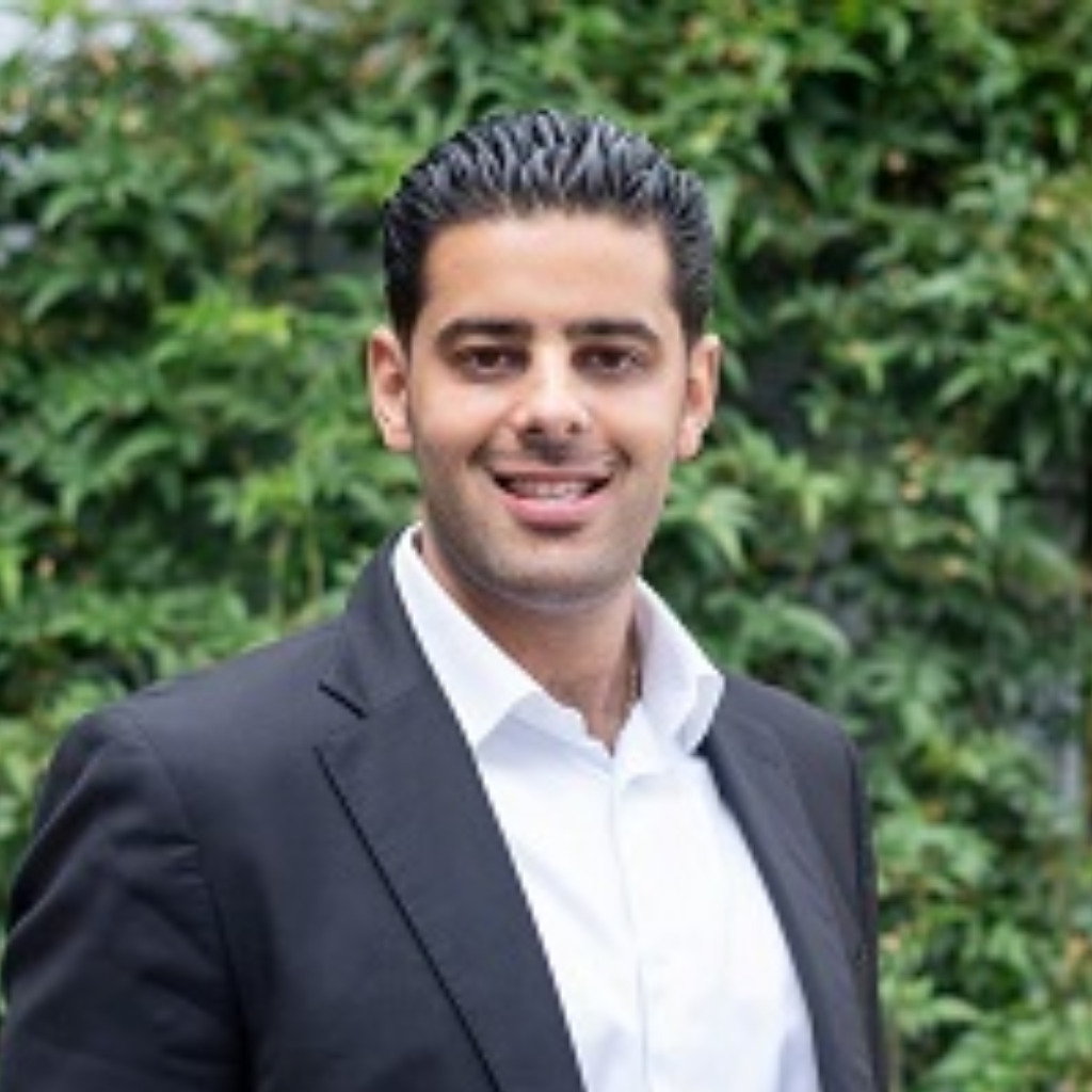 Hanna J Azar - Real Estate Agent - Compass Commercial | XING