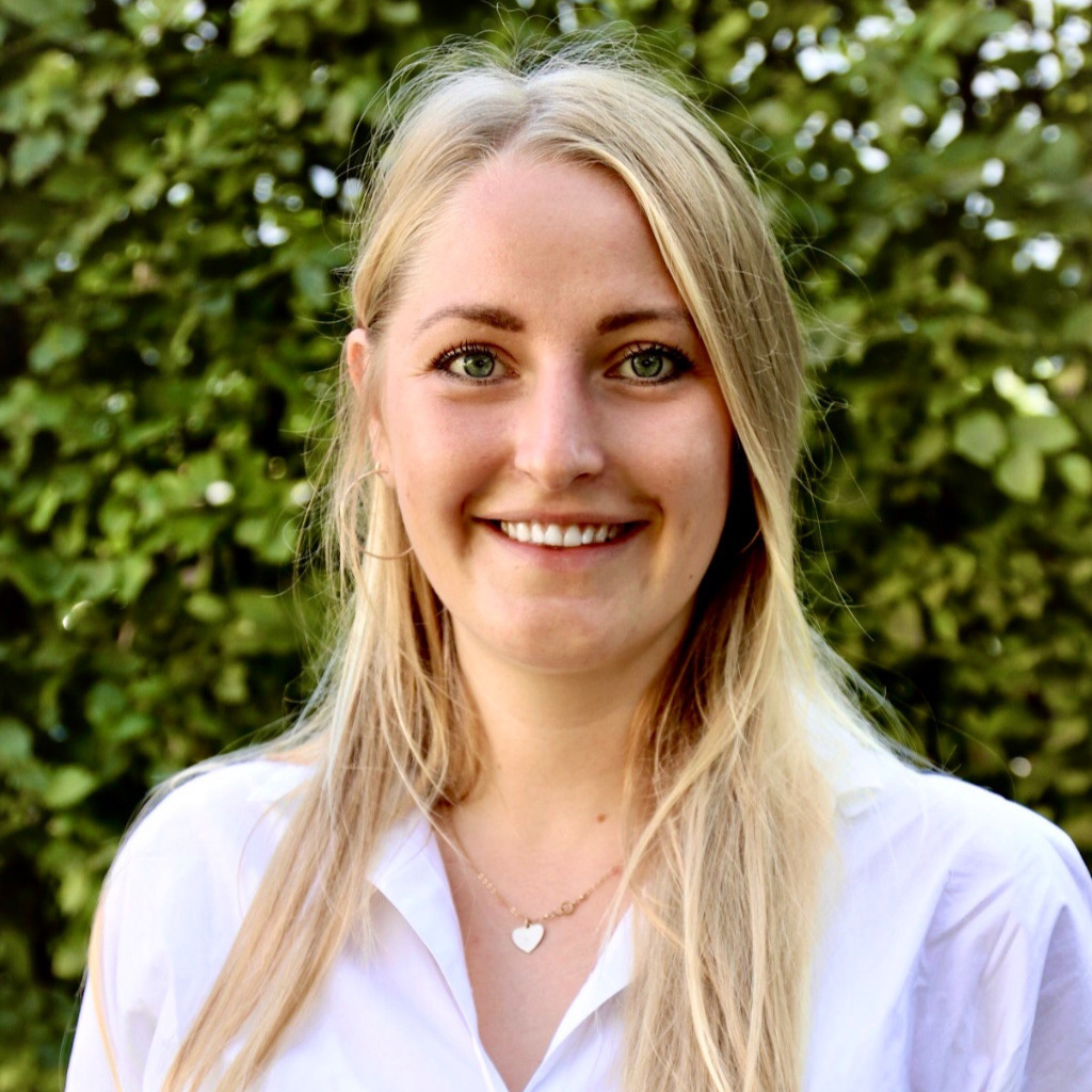 Lena Freitag - Personalplanung und -entwicklung - Deutsche Provinz der ...