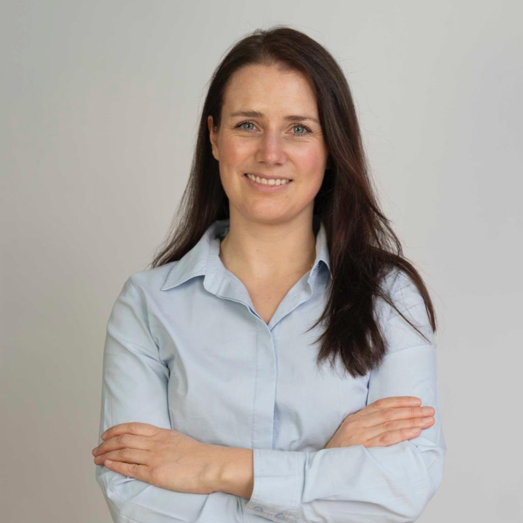 Anna Feldmann - Teamleiterin E-Commerce Customer Service - FALKE KGaA ...