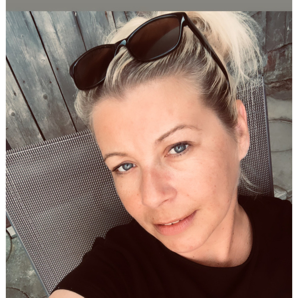 Nadin Büchner - Floristin - BLUME2000 SE | XING