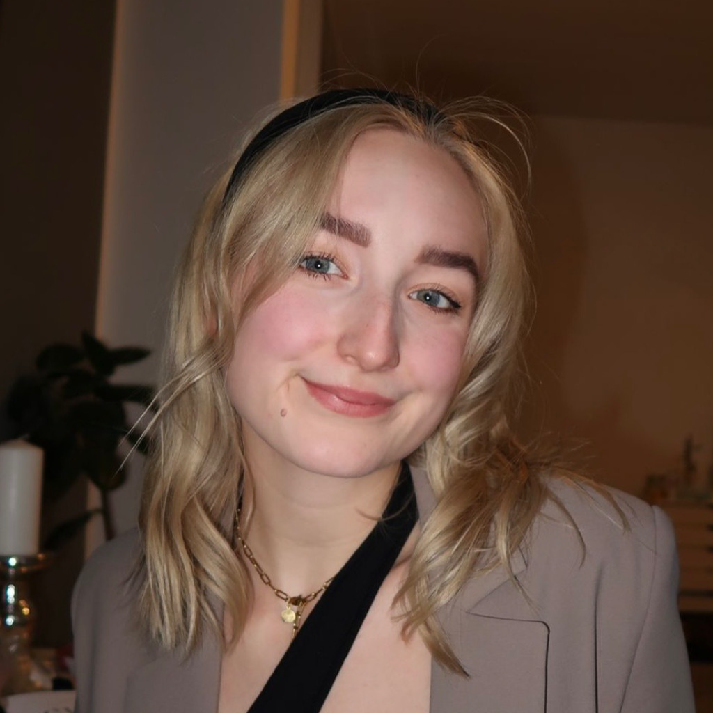 Denise Schütthelm - Referentin Recruiting und Employer Branding - ASB ...