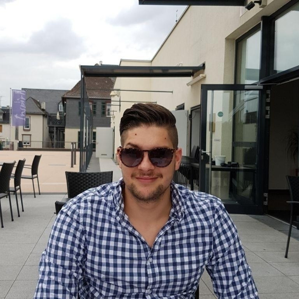 Marcel Mandic - Koch - Relais & Châteaux Hotel Burg Schwarzenstein | XING