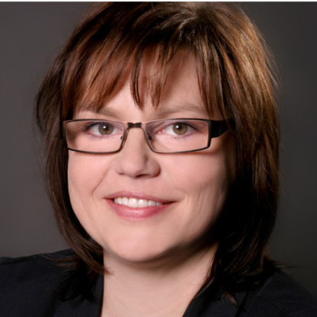 Daniela Brux Stellvertretende Serviceleiterin Assistant Customer Service Manager Eckert daniela-brux-stellvertretende-serviceleiterin-assistant-customer-service-manager-eckert