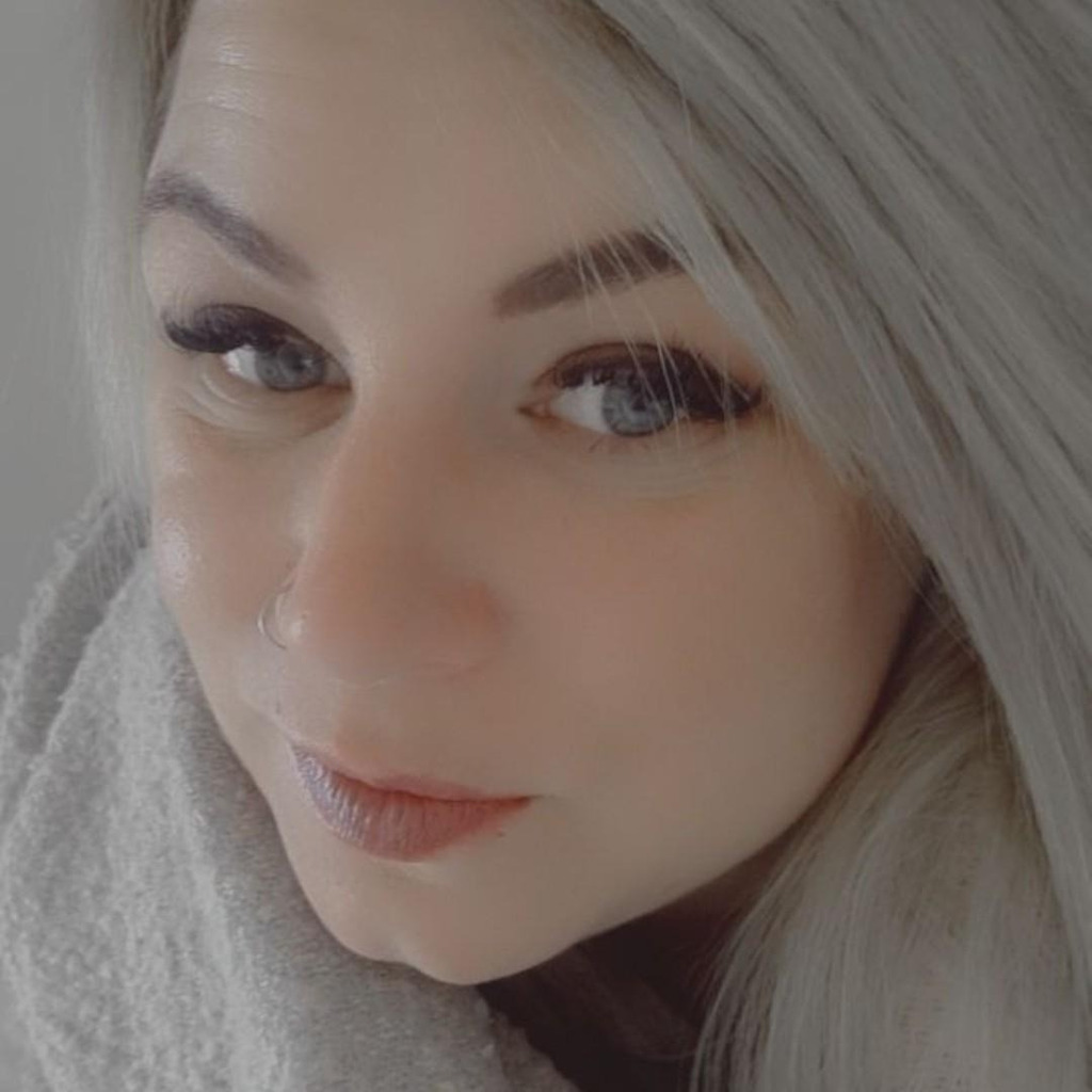 Sarah Schlörike - Objektleitung Gebäudereinigung - Götz ...