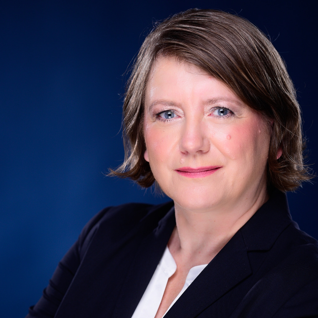 Sandra Schiele's Instagram, Twitter & Facebook on IDCrawl