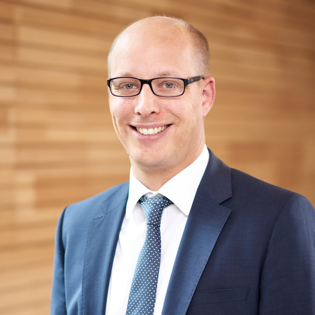 Thomas Leverkus - Vice President Global Supply Chain Management - MANN ...