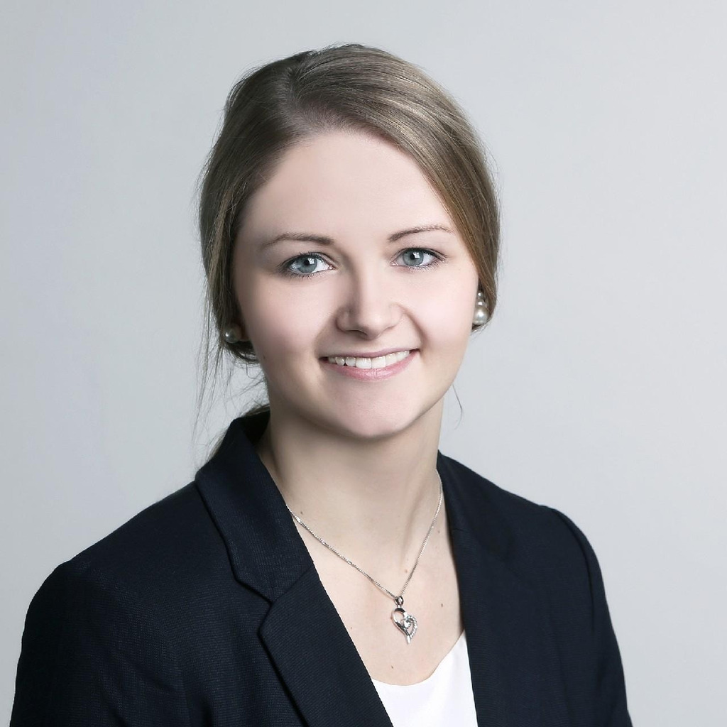 Franziska Gerding - Junior Referentin Personalentwicklung - MERKUR ...