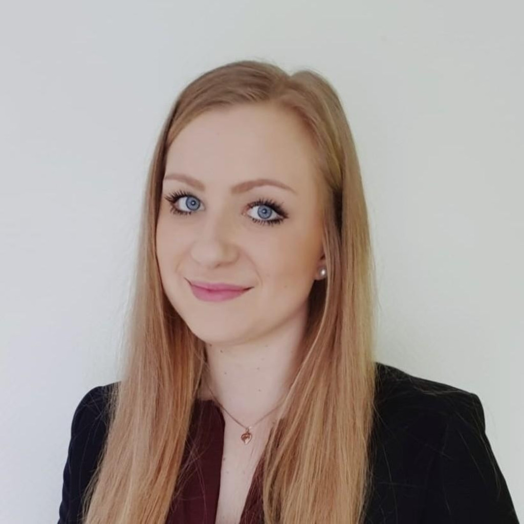 Linda Stier's Instagram, Twitter & Facebook on IDCrawl