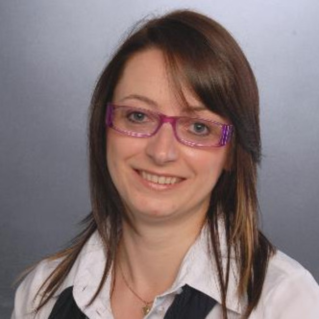 Gabriele Wolf - Vertriebsassistentin - Oesterle Formenbau Züttlingen ...