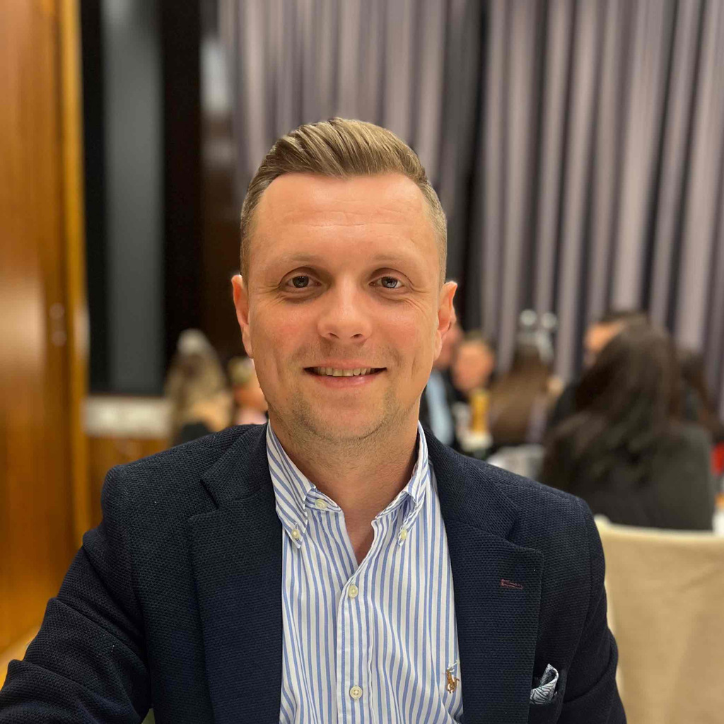 Emir Mahmutovic: Ausbildung und Berufserfahrung | XING