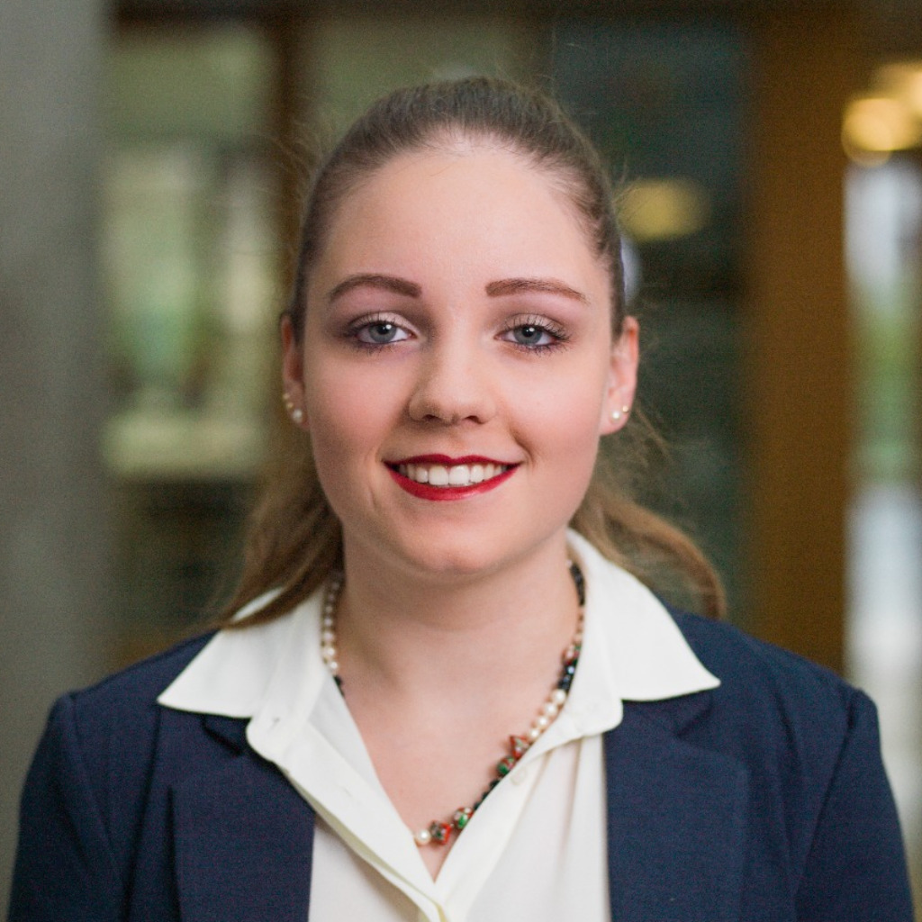 Lea Strauch - Einkäuferin - HIM GmbH | XING