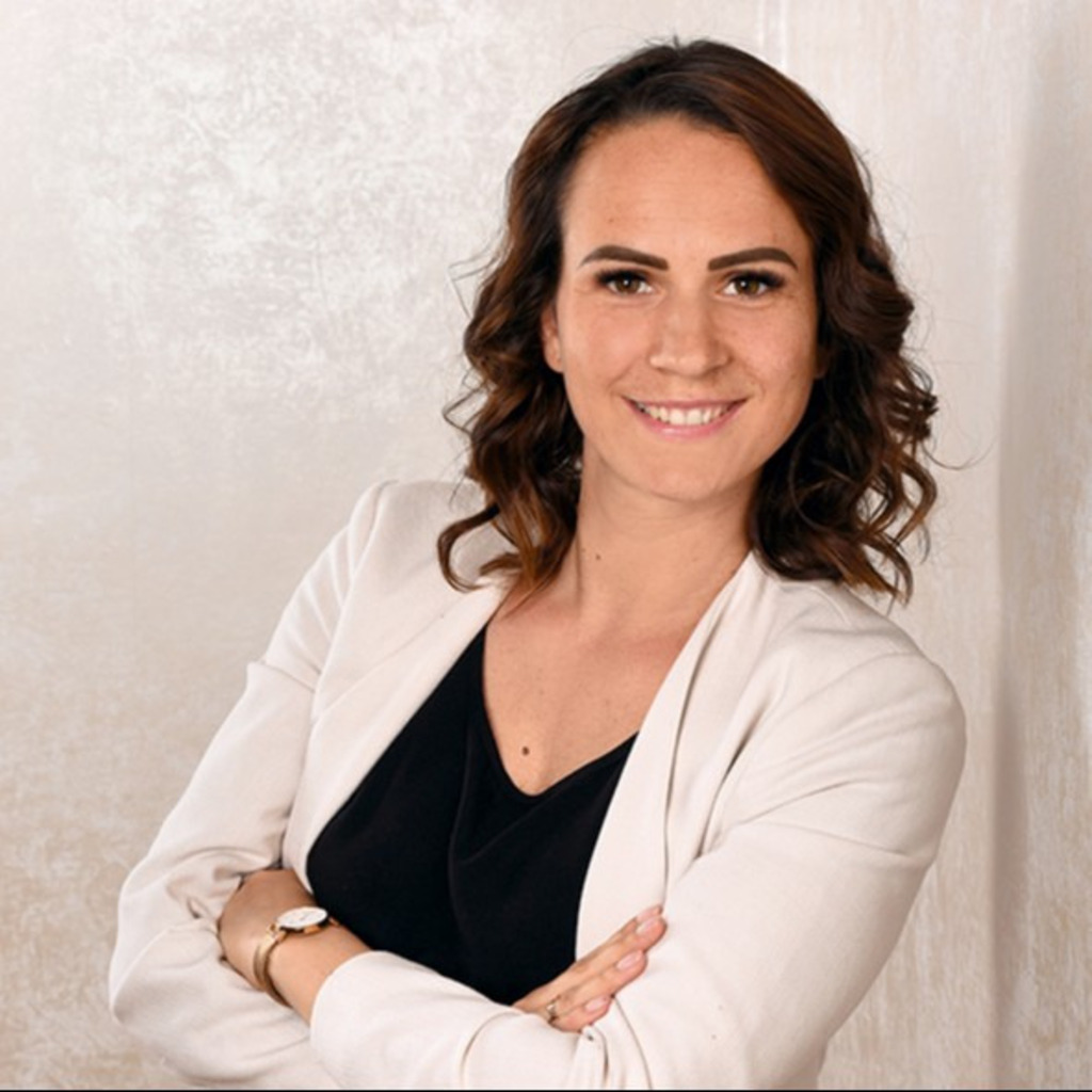 Mandy Helm - Umschulung Kauffrau E-Commerce - Mandy Helm | XING