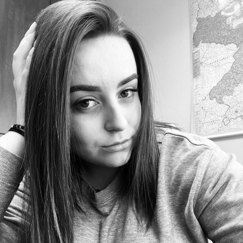 Paulina Piotrowska - Disponentin - Usługi Transportowe Witold Wieczorek ...