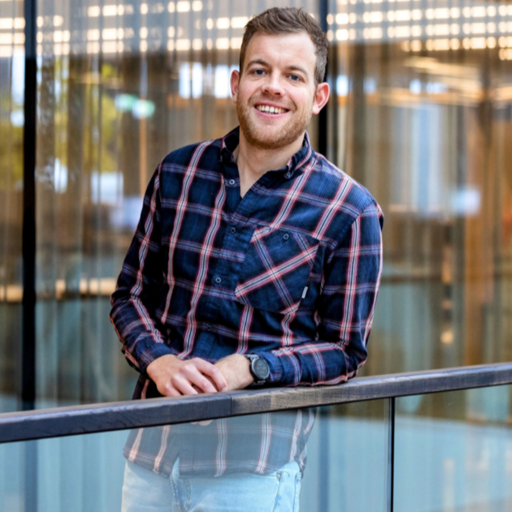 Philipp Büscher - IT-Projektmanager | Healthcare - FIEGE | XING