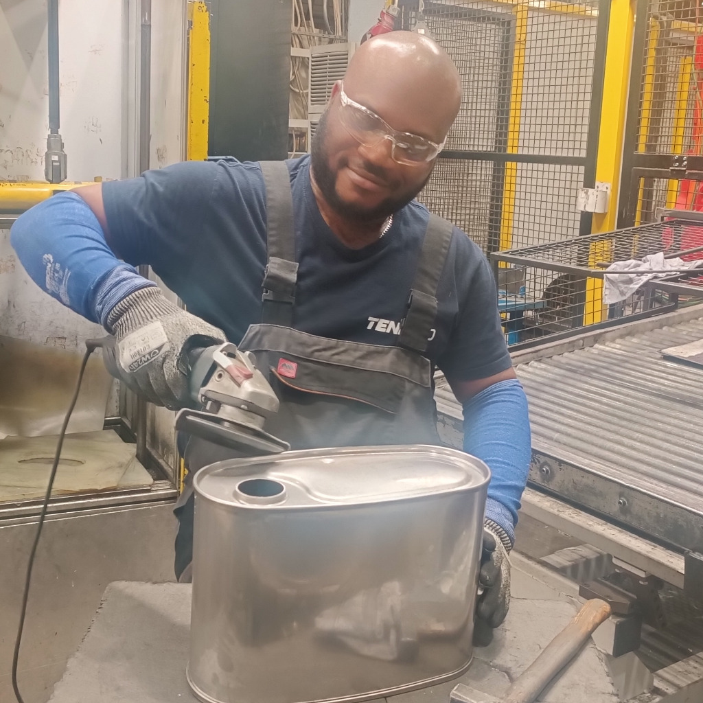 Emmanuel Nze - Machine Operator - Tenneco Automotive Europe | XING