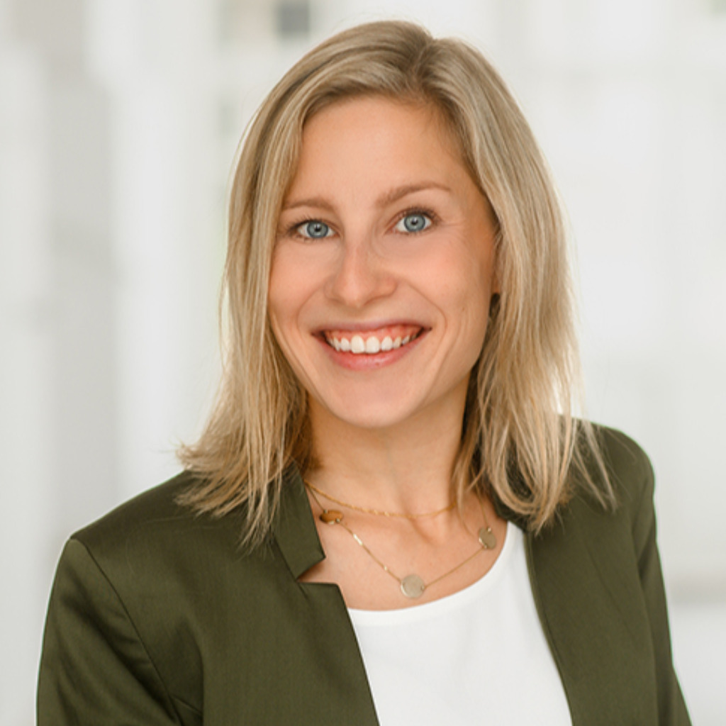 Kristina Ringer - Partnerships & Development Manager - Right To Play ...