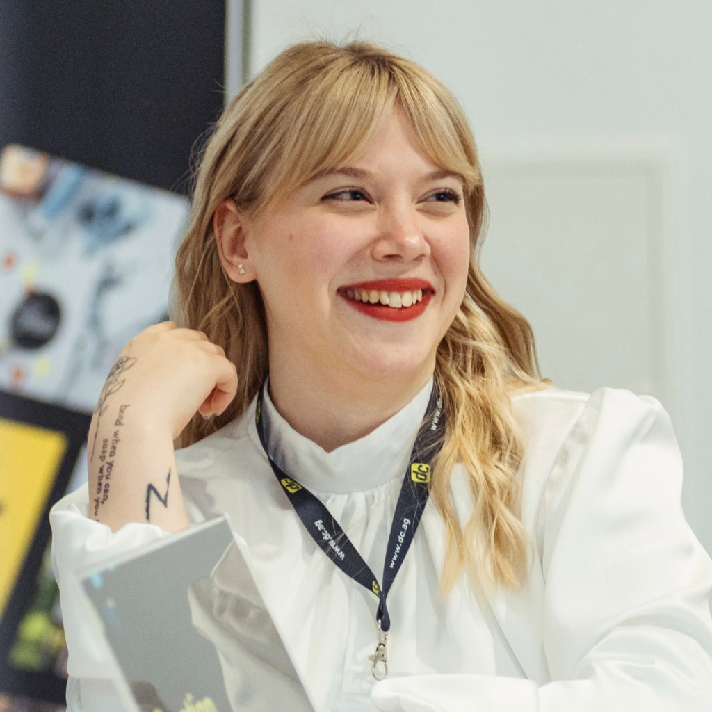 Corinna Peetz - Designerin - dc AG | XING