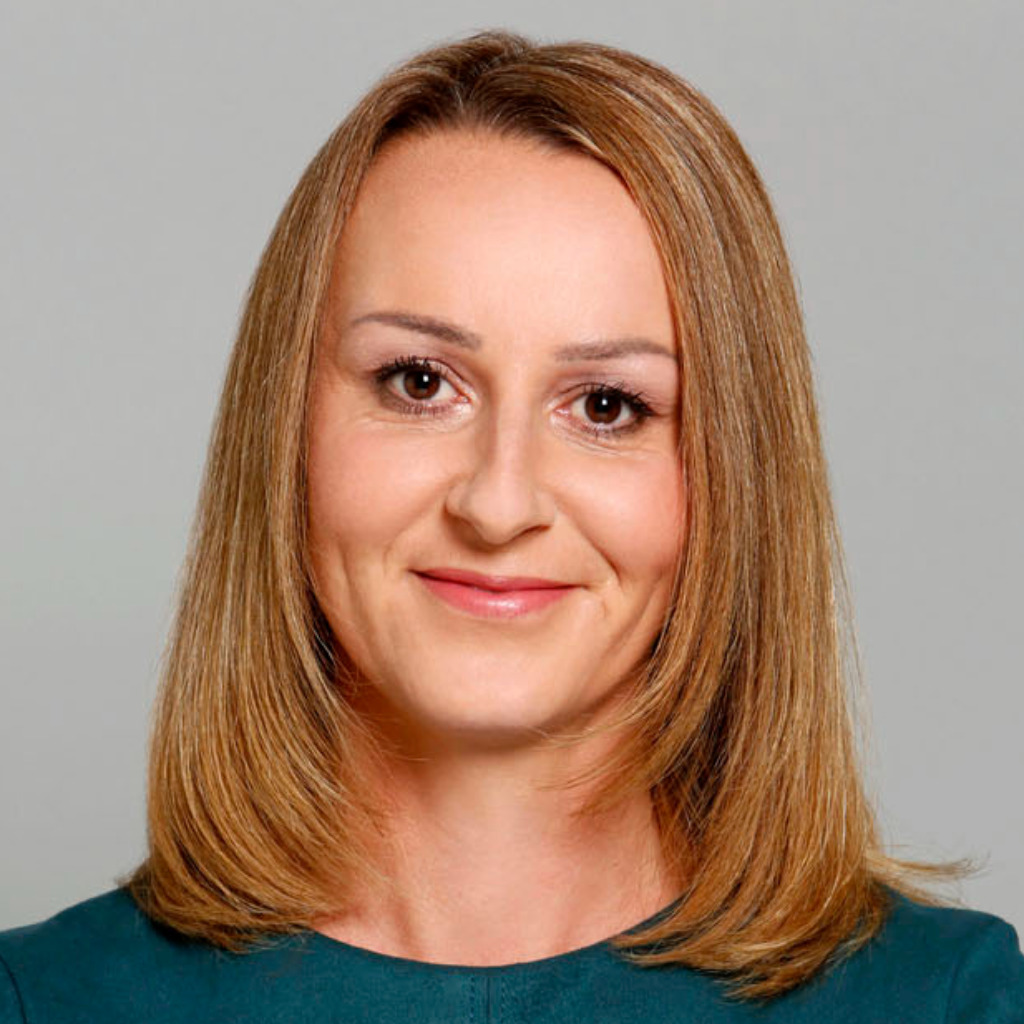 Anna Dukart - Sachbearbeiterin HR Learning & Development - REWE Group ...