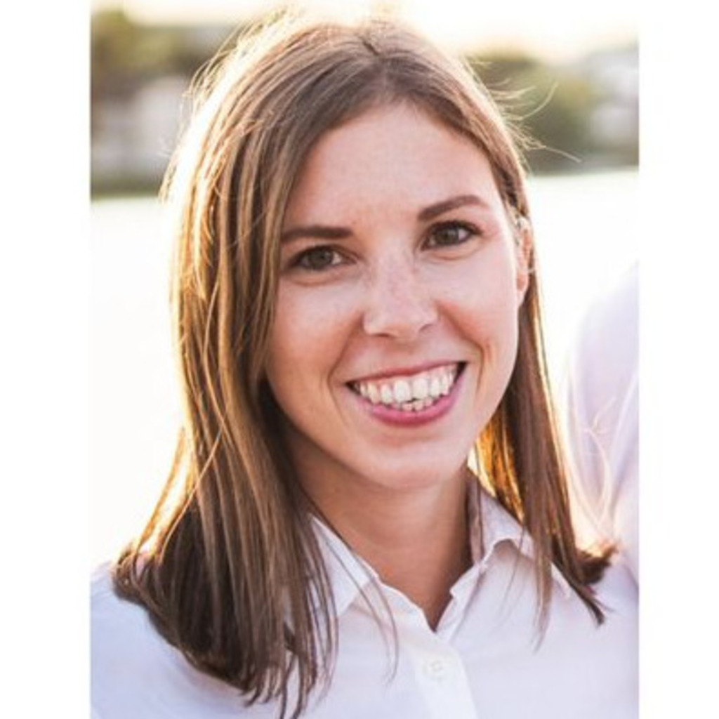 Sarah Kral - Sachbearbeiterin - HDI-Vertriebs AG | XING