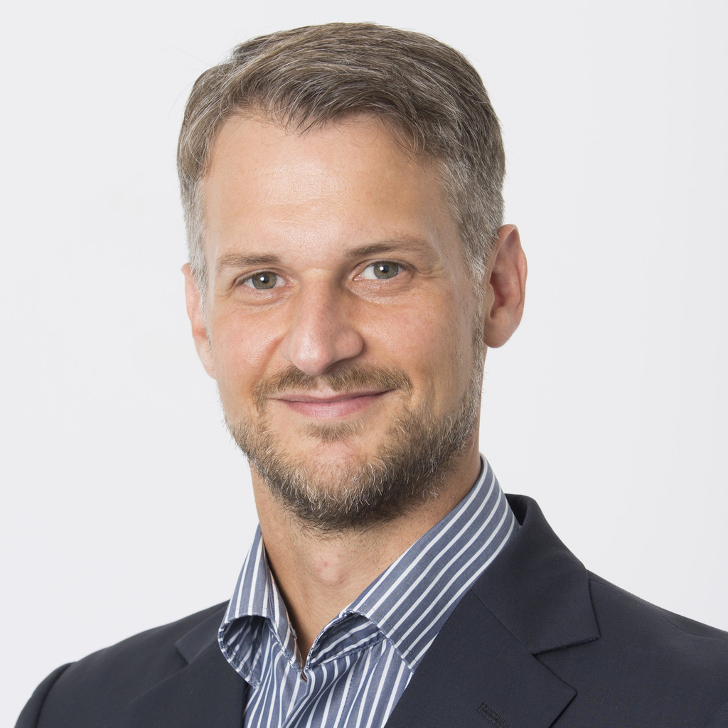 Maik Brian - Leiter Marketing & Sales - Schloß Neuhaus GmbH & Co. KG | XING