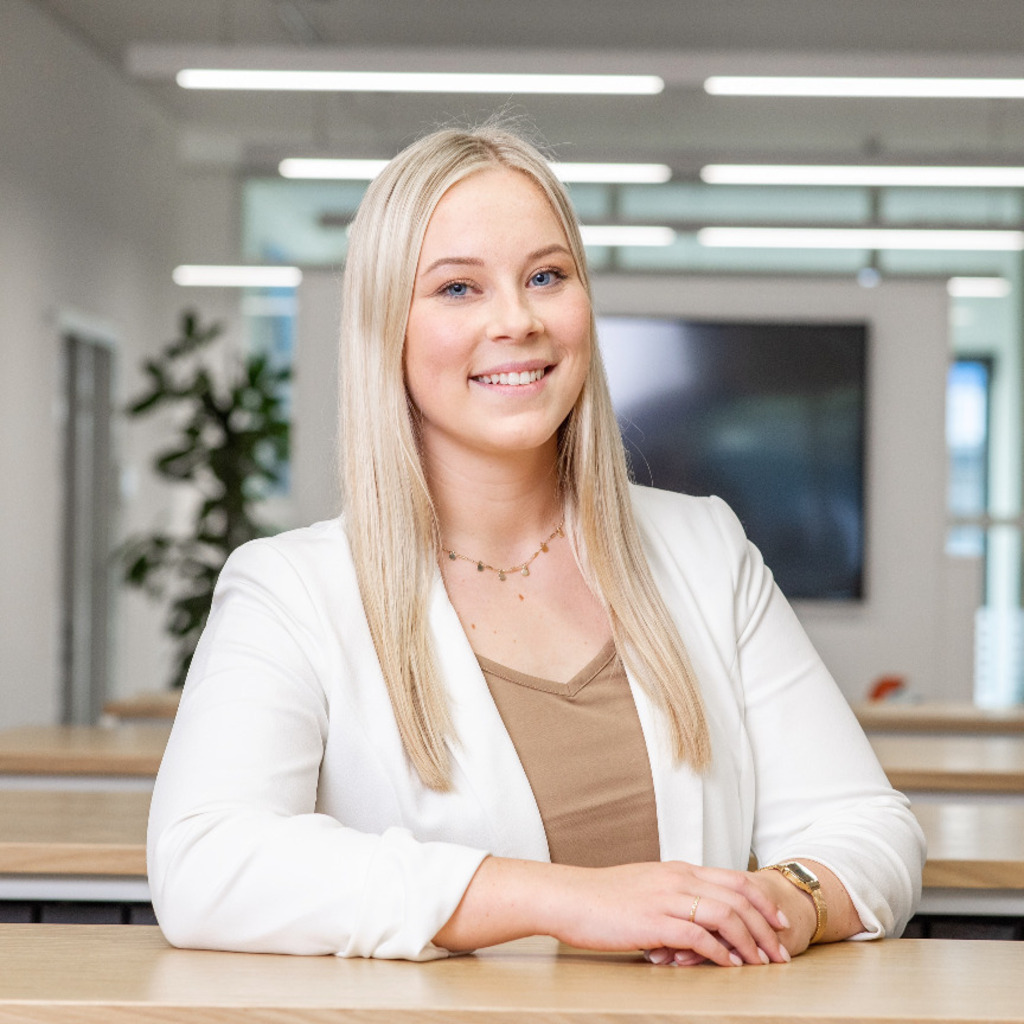 Alina Rekers - Personalreferentin - MBN | XING
