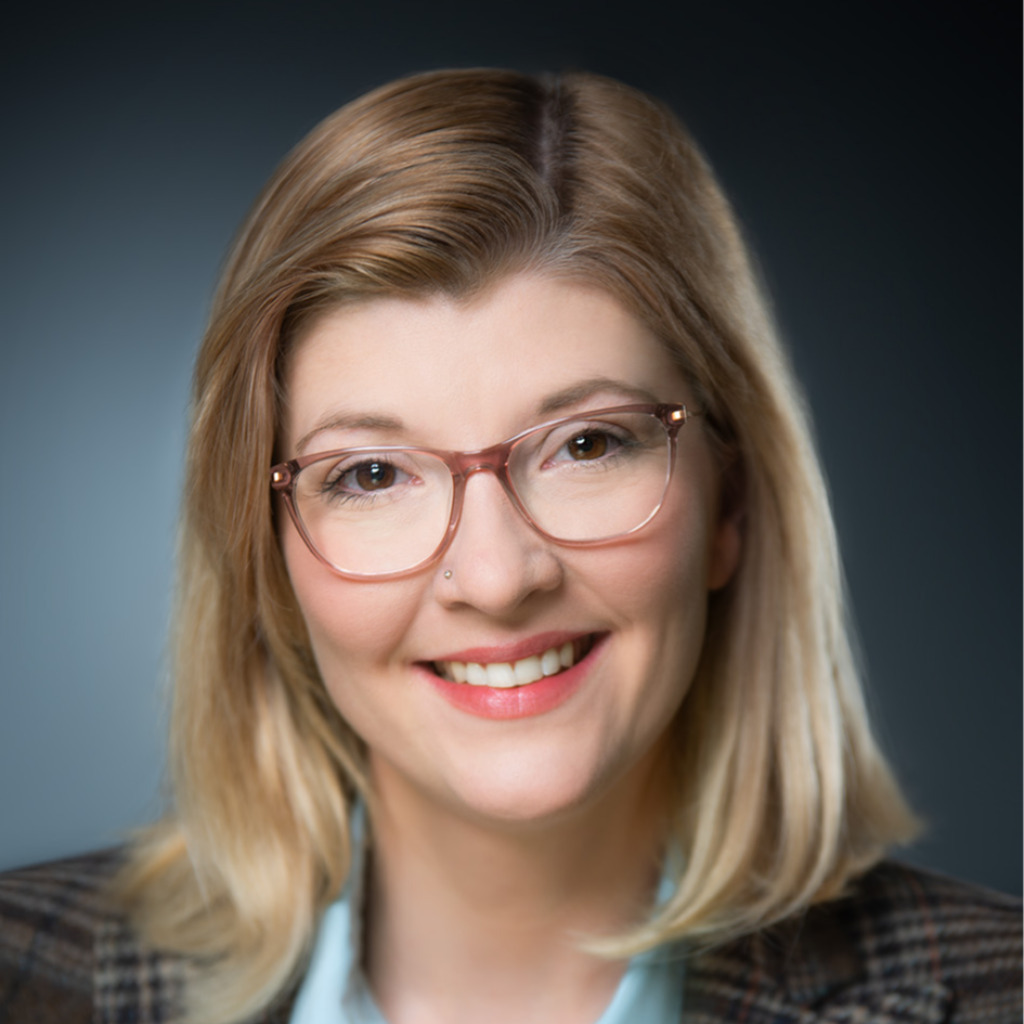 Cathérine Knopf - Bilanzbuchhalterin - Baumaschinen Holzhauser GmbH | XING