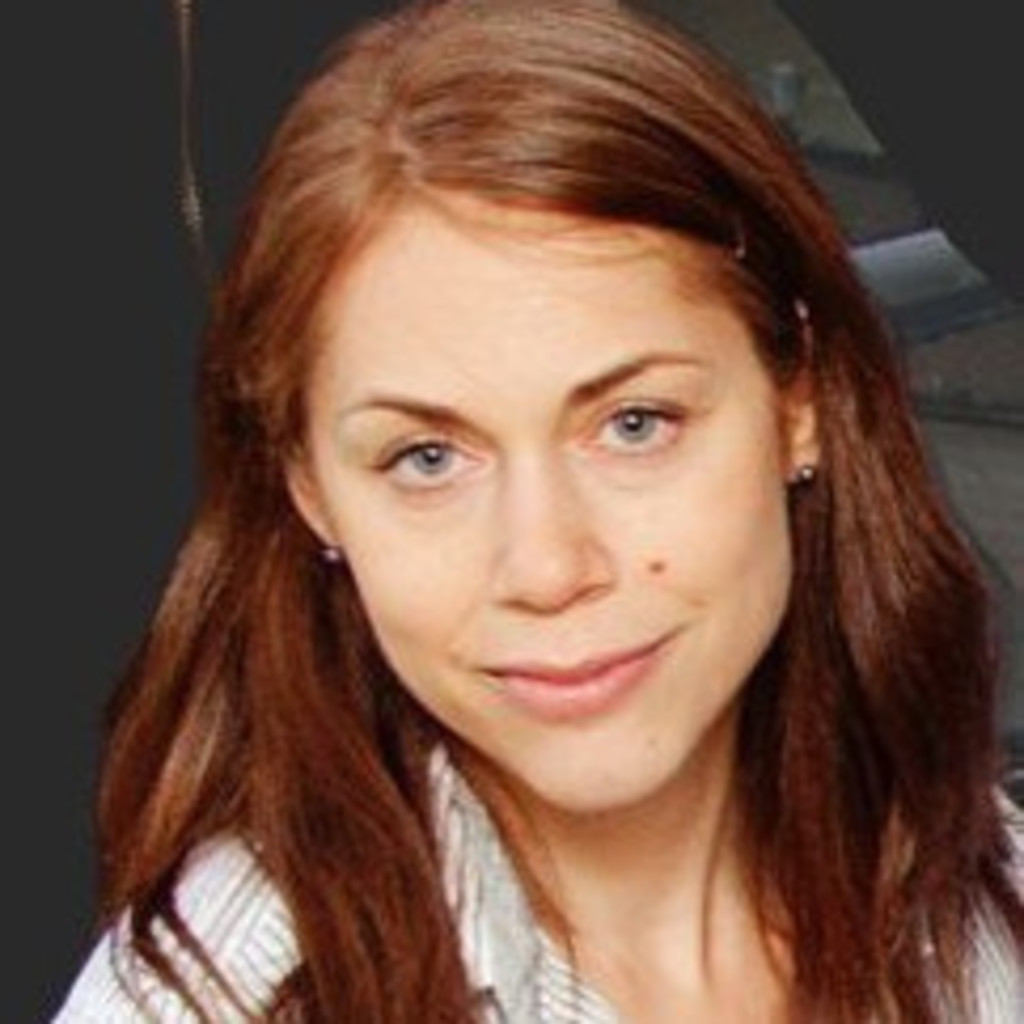 Julia Hallin - Head of Global Demand Generation - EazyStock | XING