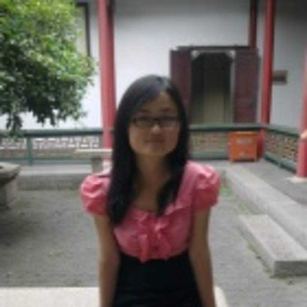 Lily Shi - 销售员 - 上海严牌滤布有限公司 | XING