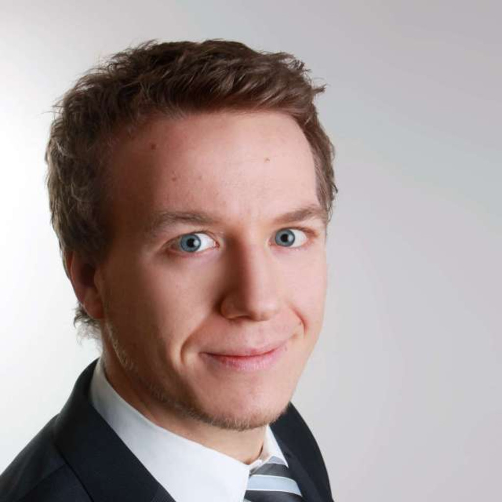 Daniel Bender aus München in der Personensuche von Das Telefonbuch