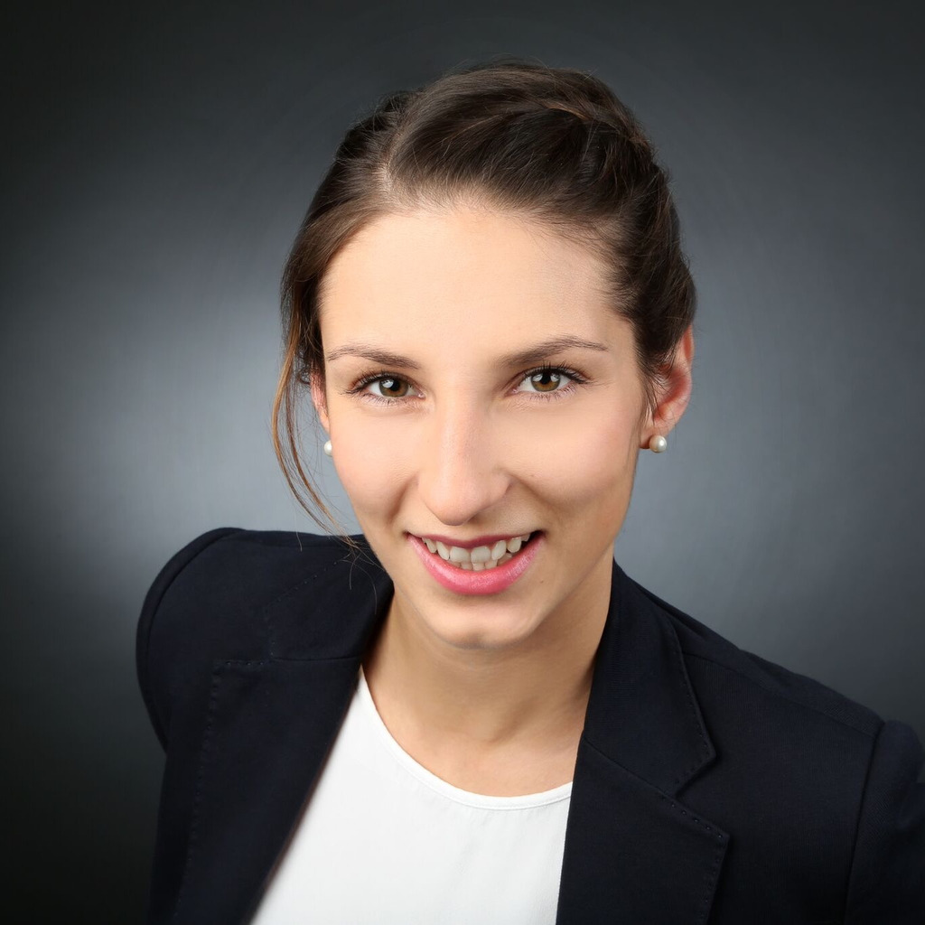 Lisa Bade - Personalreferentin - Gräfliche Kliniken | XING