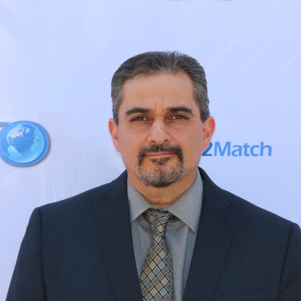 Robert Ruiz - Vice-President of Operation - iCFO Capital, LLC. | XING